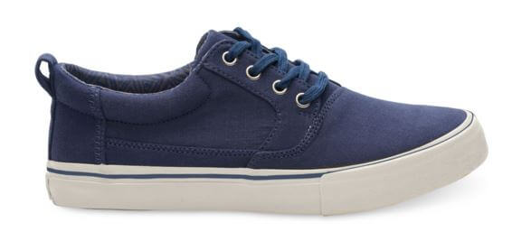 12 TOMS Items You Need in Your Closet Right Now | PETA