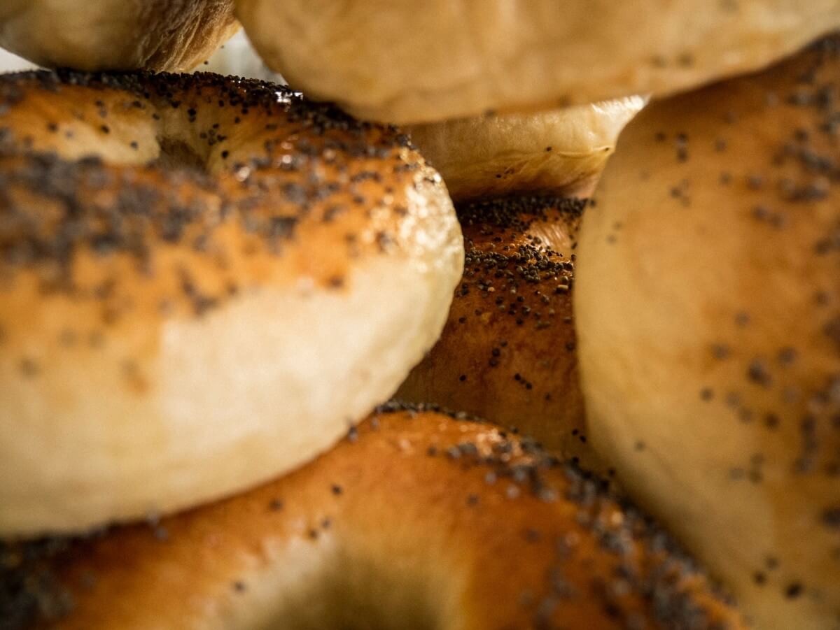 7 Ways to Eat a Bagel | PETA