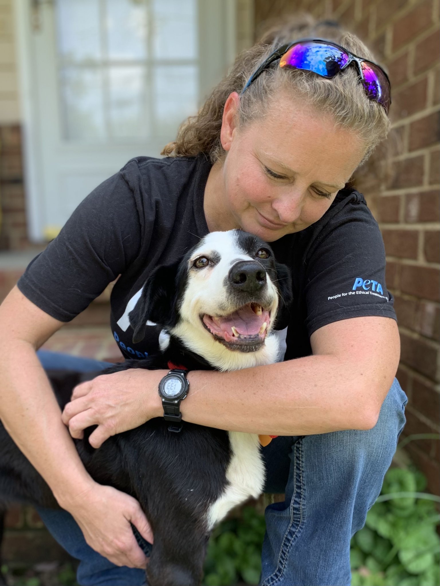 21 Times PETA ‘Broke the Chain’ for Dogs in 2021 (Photos) | PETA