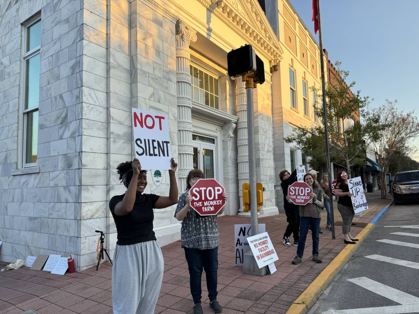 Campaign Updates: Colossal Monkey Prison Proposed in Bainbridge ...