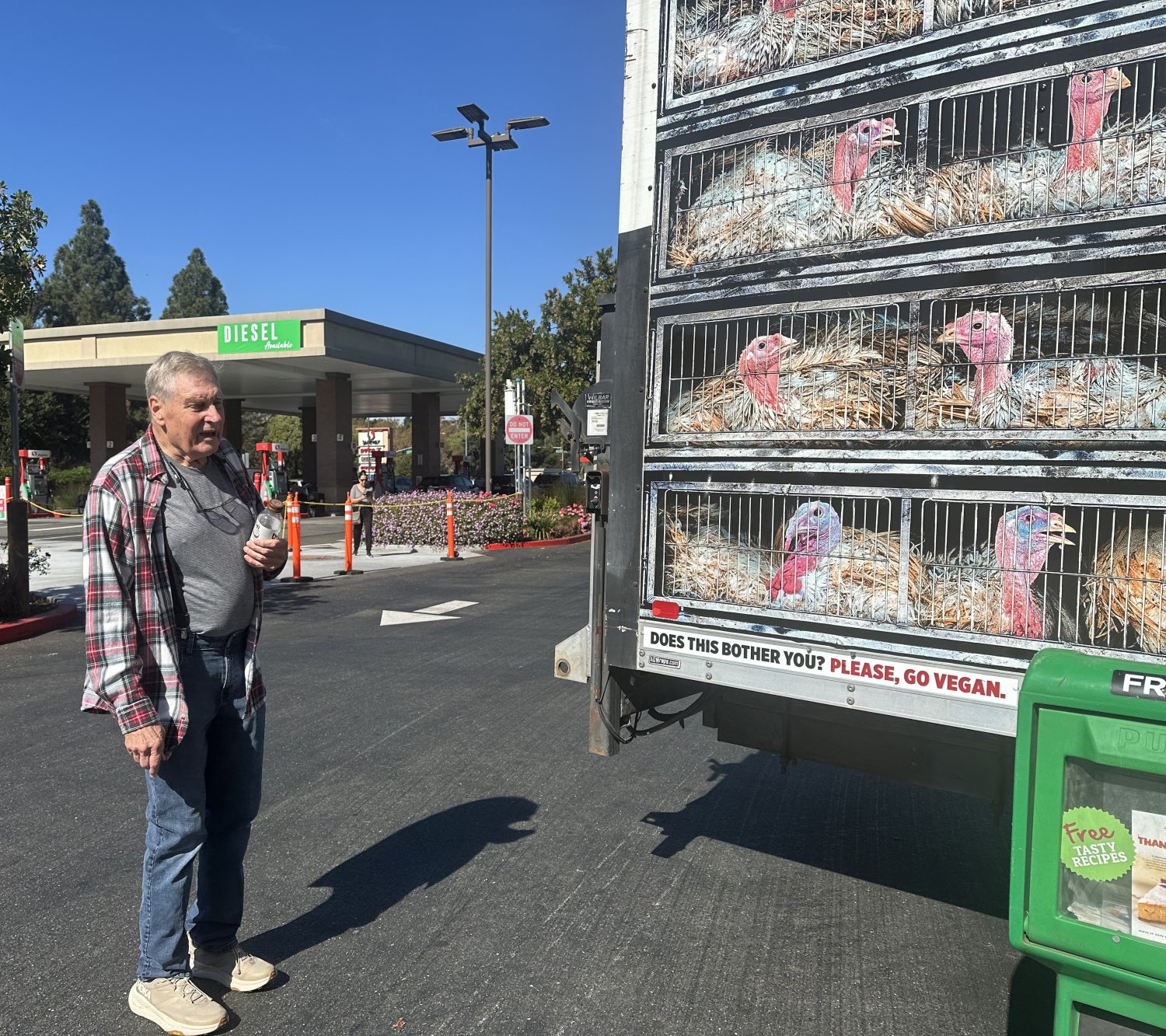 PETA Kicks Off Its First Annual “Give Birds a Break” Tour | PETA