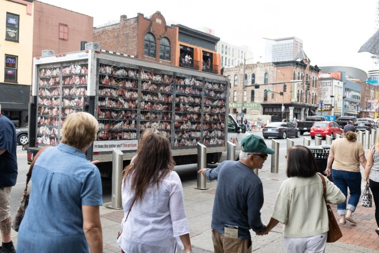 ‘Hell on Wheels’ is Coming to Louisville: Chicken Truck to Blast Dying ...