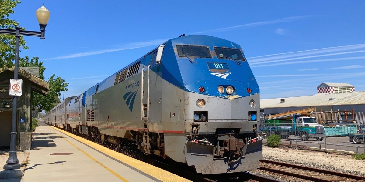 Does Amtrak Have Vegan Options in 2025? | PETA